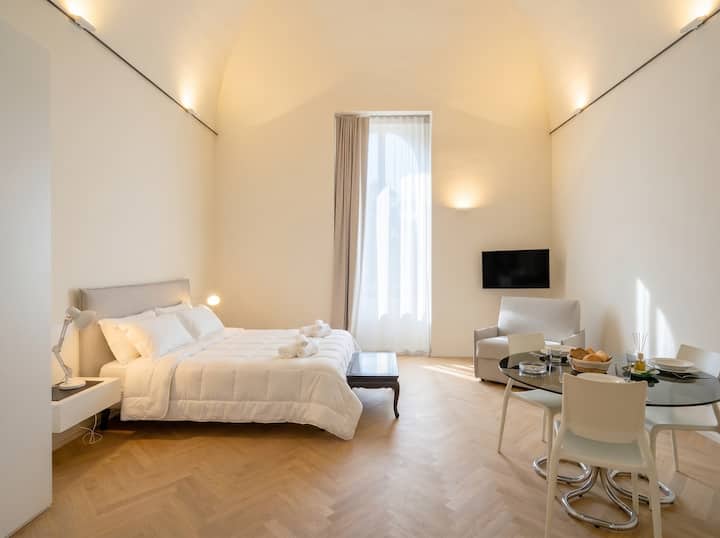 Palazzotorre 102 - Luxury Suite With Tower View - Bari