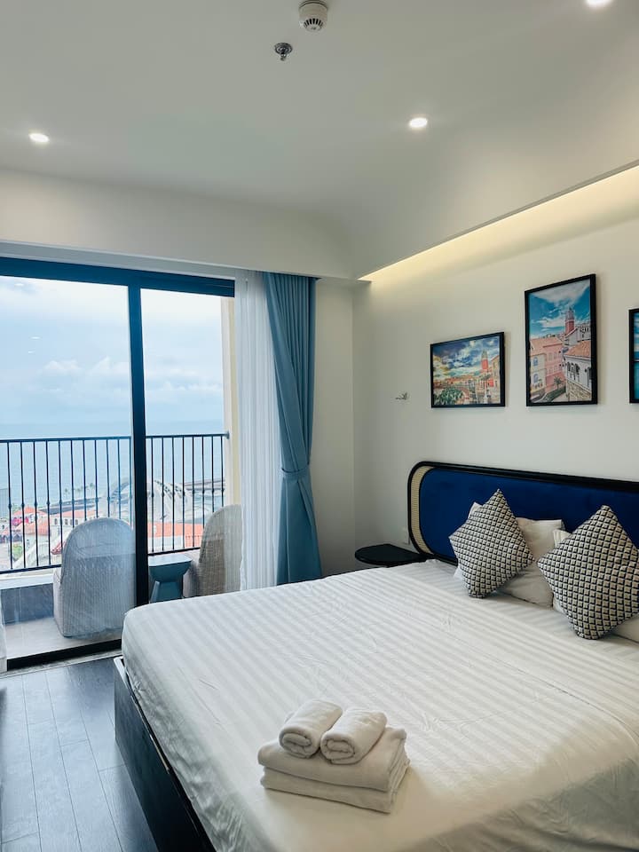 Căn Hộ Hướng Biển , Hoàng Hôn Pháo Hoa Sunsettown - Phú Quốc
