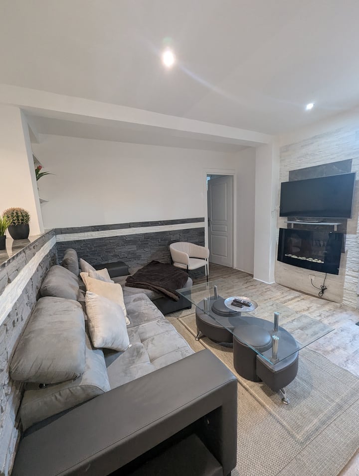 Appartement F4 – Entrée Privative (Rdc) Près Cdg - Villepinte