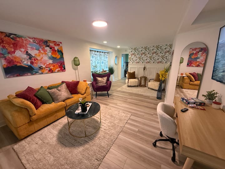 Sobro Bungalow - Broad Ripple, IN
