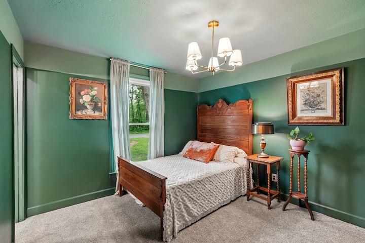 Wallspring Cottage - Gallatin, TN