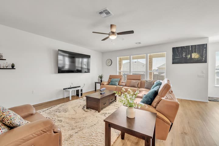 Karasu Retreat  5br Game Room  13 Min To Tesla - Austin, TX