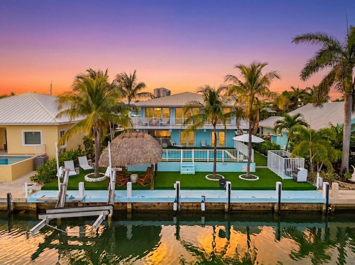 The Luxury Anchor Ocean Village/60' Dock/htd Pool - Marathon, FL