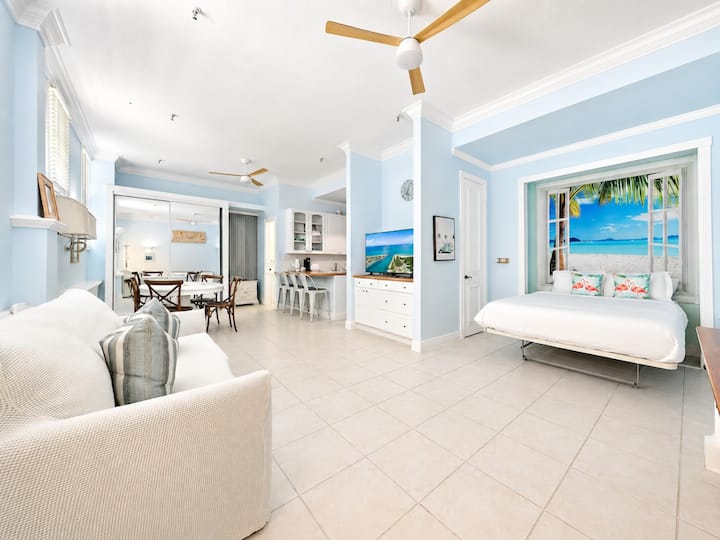 Private Dual Studio Retreat By The Beach - Palm Beach, FL