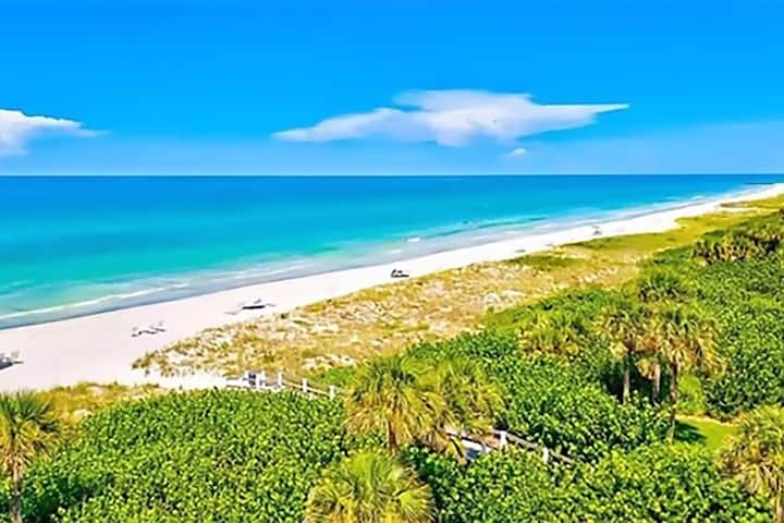 Fantastic Beach Condo - Longboat Key, FL
