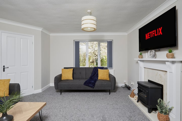 Prime Kensington Square Location, Modern Stay - Wetherby
