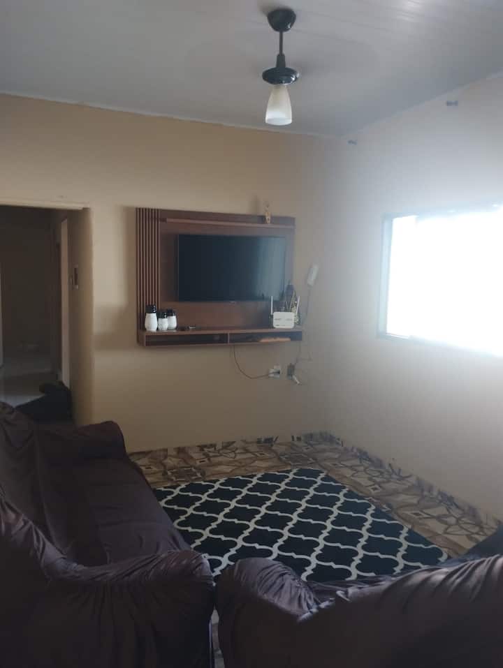 Casa Simples Porém Espaçosa E Aconchegante - Barretos