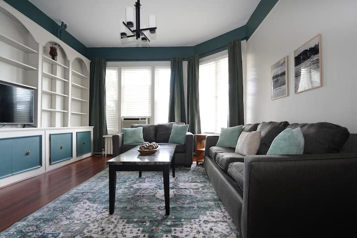 Oar & Oak | Cozy Upper Peninsula Escape L Escanaba - Escanaba, MI