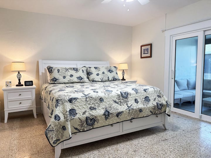 Venice Villas 1br – Beach & Pool Sleeps 4 - Venice, FL