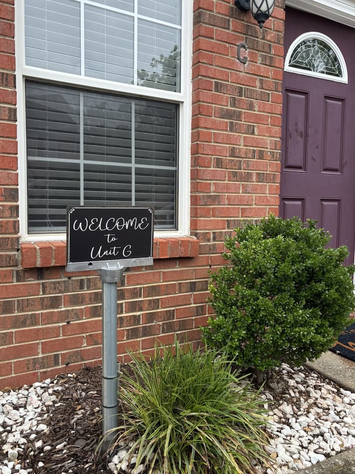 Newly Furnished Unit G - Clarksville, TN