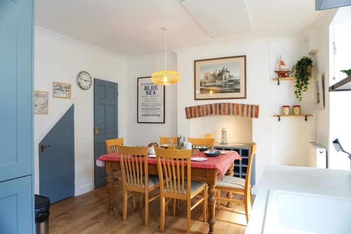 Cefni, Harrison Drive - Rhosneigr
