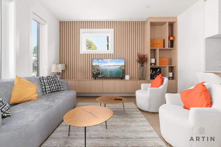 Brand-new 3br Townhouse In The Heart Of East Van - Vancouver