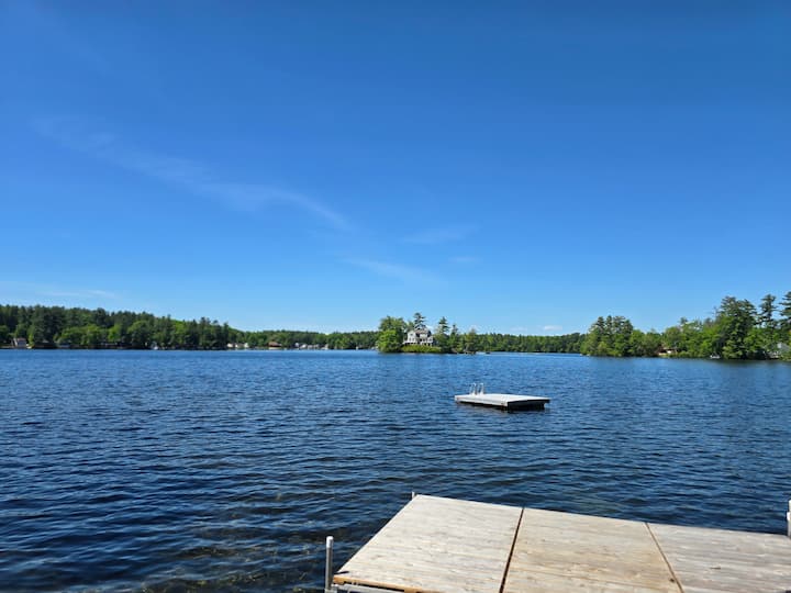 Stunning Southern New Hampshire Lake House - La Rivera, Pelham
