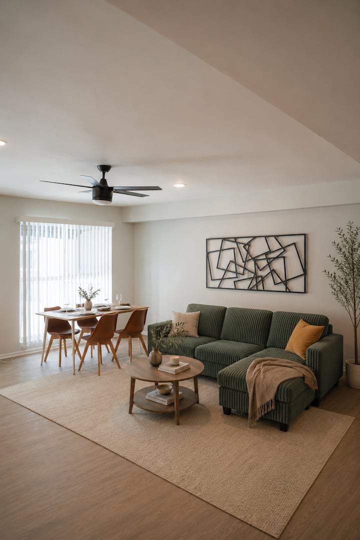 2 Bd/west Hollywood/ Parking/pool - West Hollywood