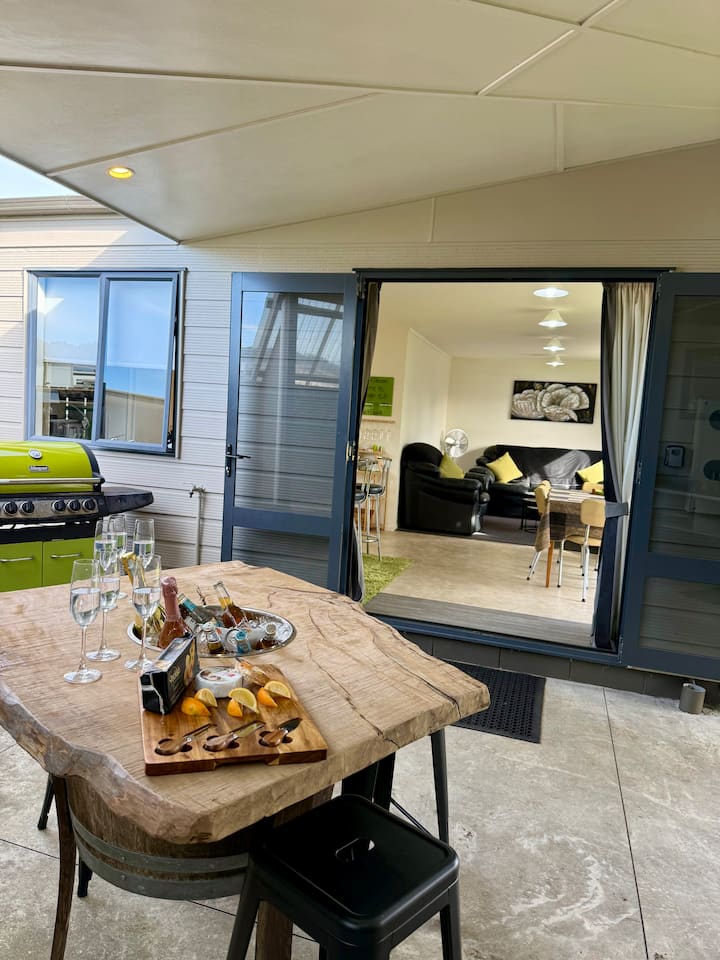 Whitianga Holiday Home - Whitianga