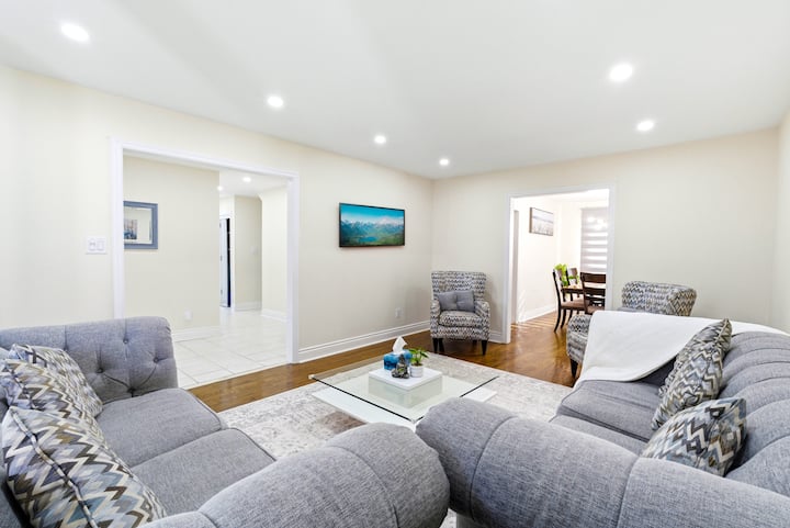 Toronto Retreat| 20 Min To Dt|games Room|king Bed - Pickering