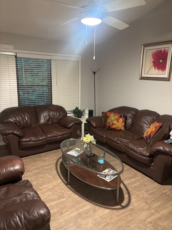 Comfy Hideaway - Marietta, GA