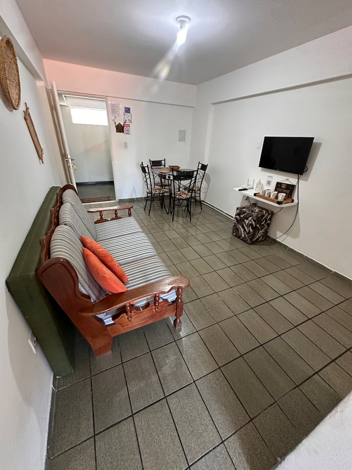 Quarto E Sala Na Ponta Verde | Garagem | Wi-fi - Maceió