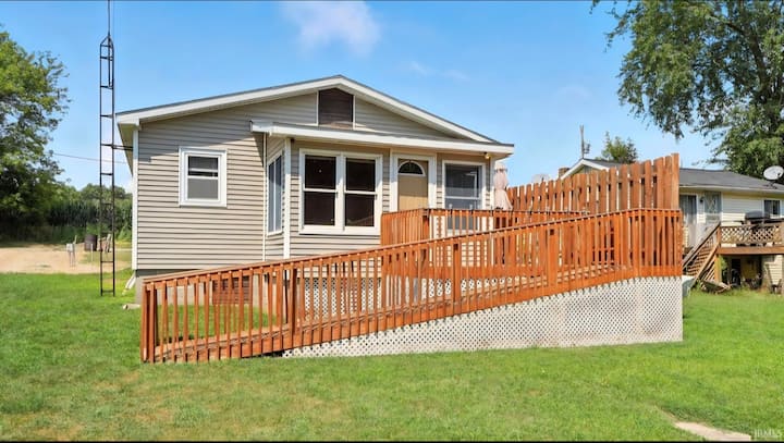 Whispering Waters Cabin - Sturgis, MI