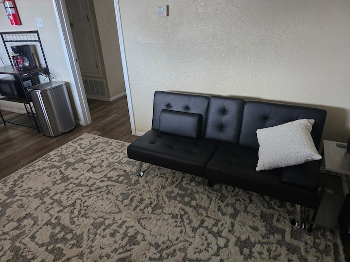 1 Bedroom Apartment Minutes From Freeway - Corpus Christi, TX