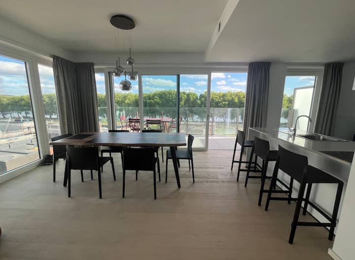 Appartement Premium - Terrasse - Vue Meuse - Tram - Herstal