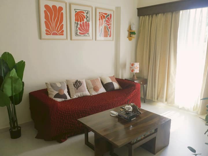 Coastal Cocoon - Luxe 2bhk Beachside Staycation - Vengurla
