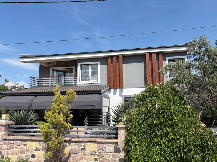 Alibey/cunda Adasında Müstakil Lüx Havuzlu Villa - Ayvalık