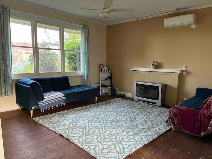 Ararat Arthouse - The Studio Room - Ararat