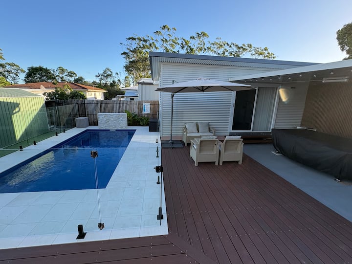 Redcliffe Guesthouse - Kayo Stadium