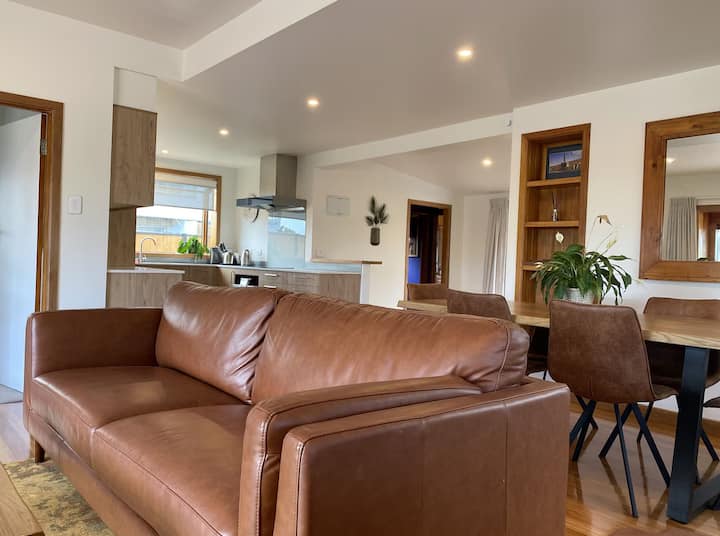 Relax @ Wainui Beach Stay - Gisborne