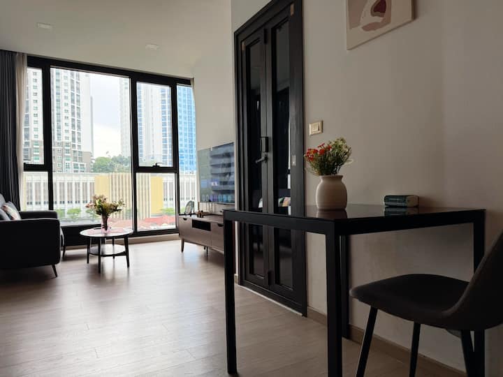 Modern Gym Condo | Mrt + Luxury Stay - Bangkok