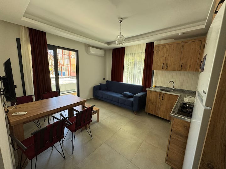 Kızkalesinin Kalbinde 1+1 Apart  Denize 30mt - Mersin