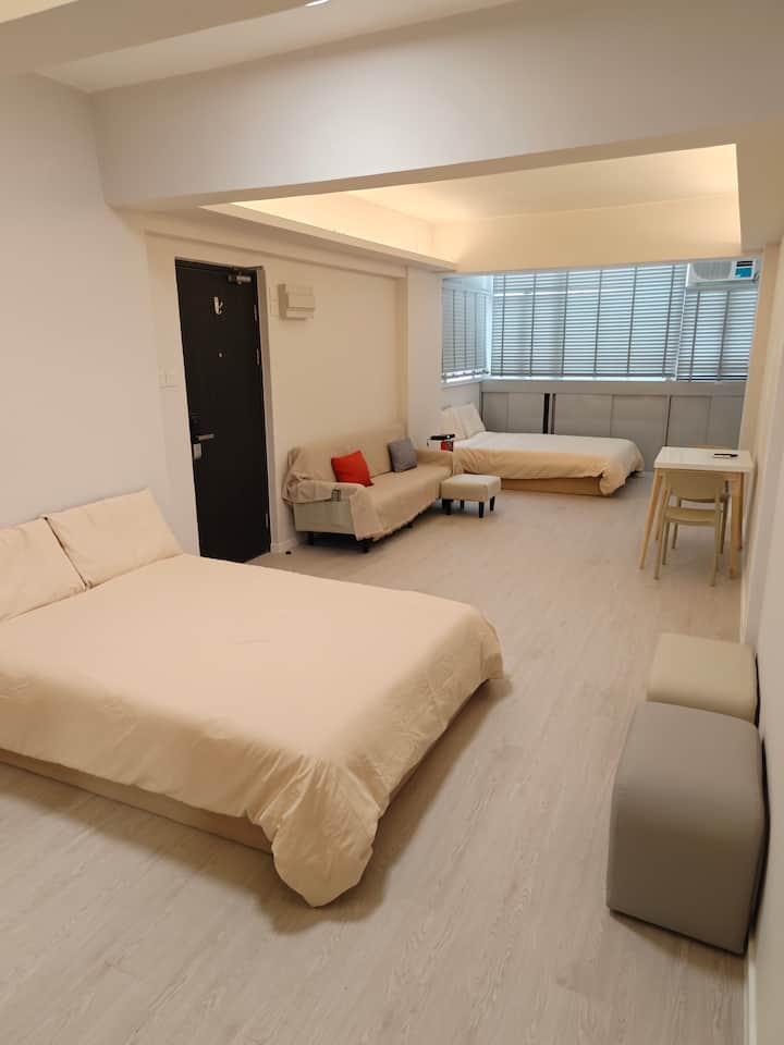 Spacious New Family Living Apartment Sleeps 10 - Chuk Un