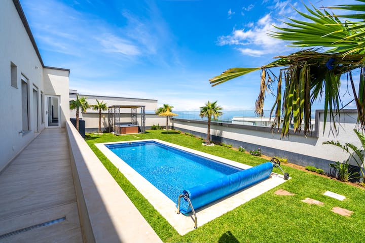 Villa Saphir  Familiale Sans Vis-à-vis - Tangier, Morocco