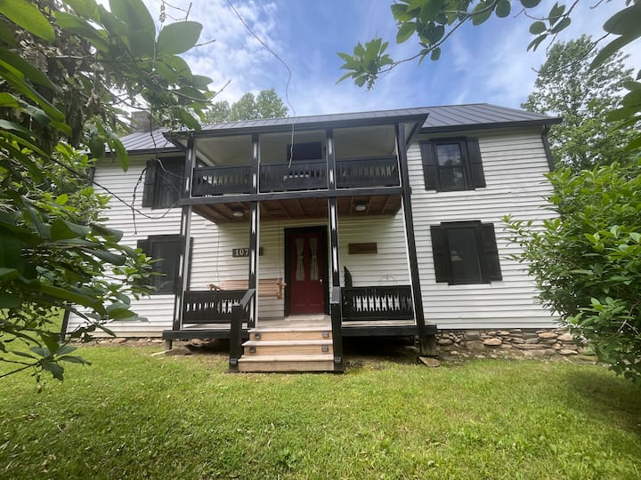 Connie's Retreat - Tellico Plains, TN