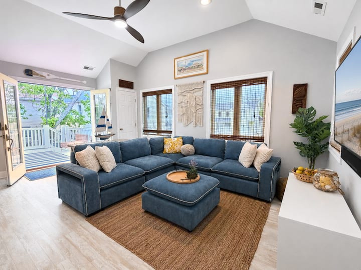 Crest Top-floor 3br Duplex | Deck & Walk To Beach - Wildwood Crest, NJ