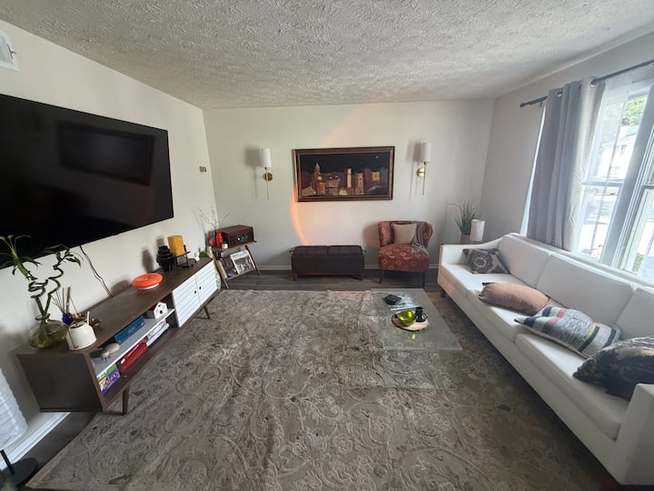 Atlanta World Cup Townhome | Marta Access - Sandy Springs, GA