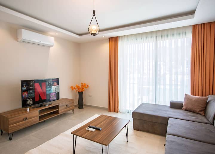 Cookie Flat Kyrenia Center By Holidaykeys - Kyrenia