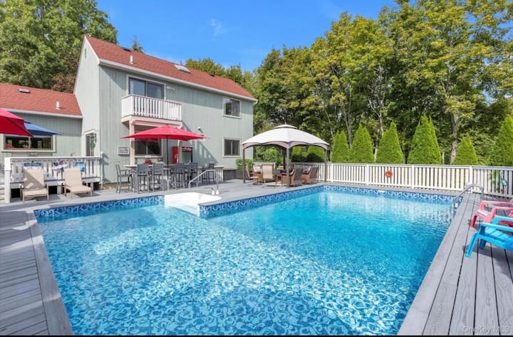 Jamesport Family Escape  Sleeps 7  Private Pool - Palmer Vineyards, Riverhead