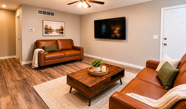Cozy, Compact, Comfortable And Clean Home - Bloomington