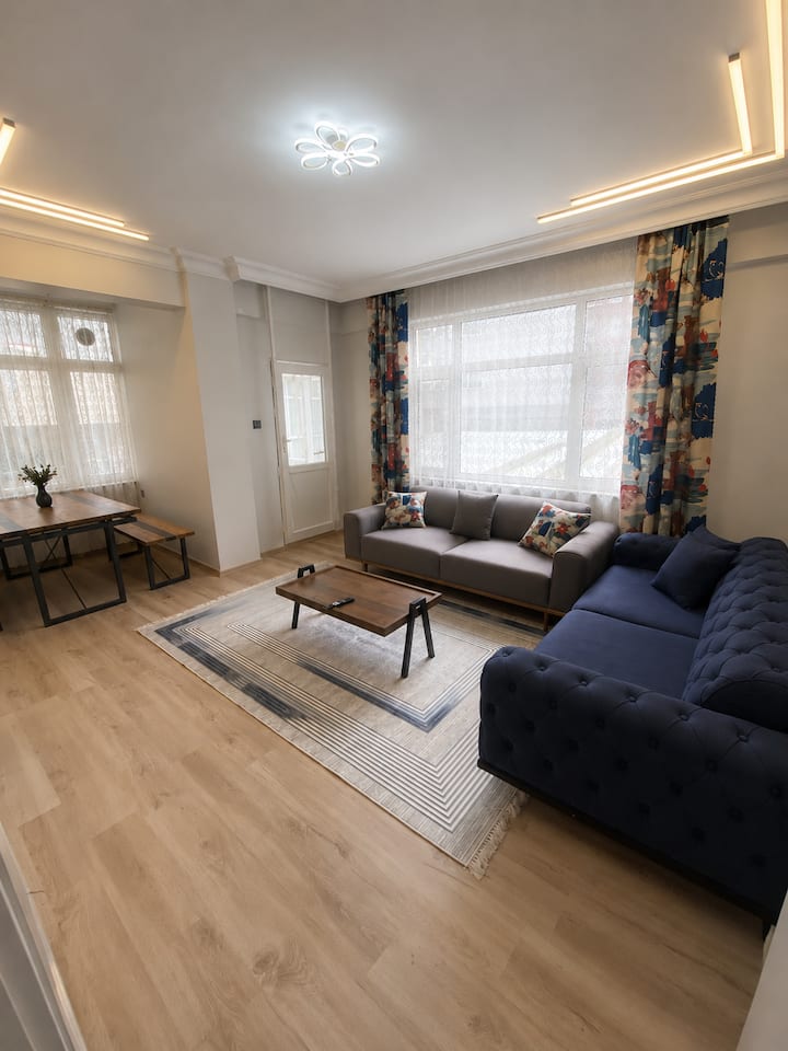 Premium Family Apt/15guest/4bd/3baths/6ac/neartram - Beyoğlu