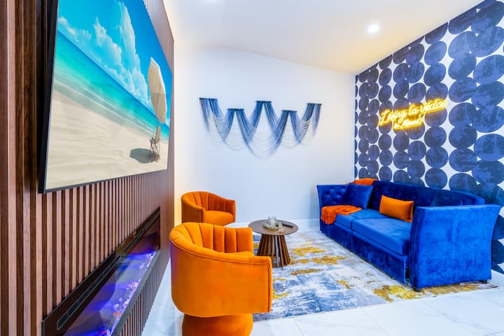 Casa Del Sol | 9ppl | Hot Tub|mini Golf|playground - Miami Gardens, FL