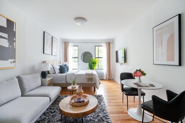 444-5d New Studio In Hell's Kitchen - New York City