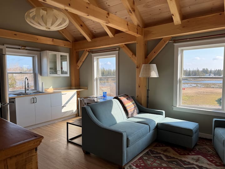 Bass Harbor Waterfront Apartment, New Post & Beam - Maine