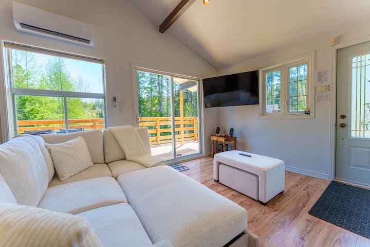 Détente & Nature|bord De L’eau|spa & Vue Sur Lac - Laurentides