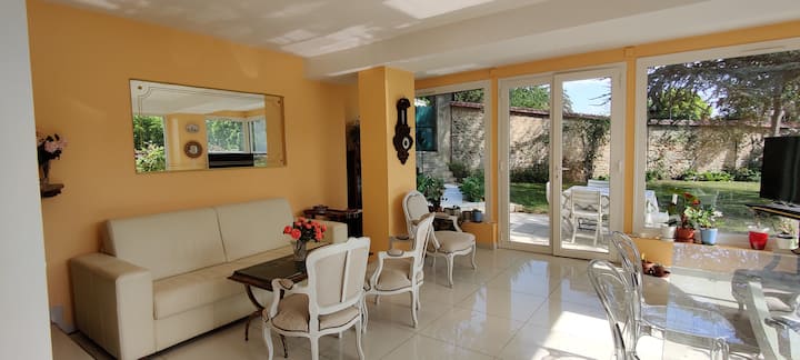 Appartement Dans Maison Avec Grand Jardin - Marly-le-Roi