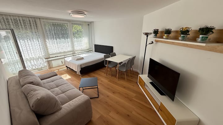 Nice 2 Room Flat In Urban Munich - Múnich