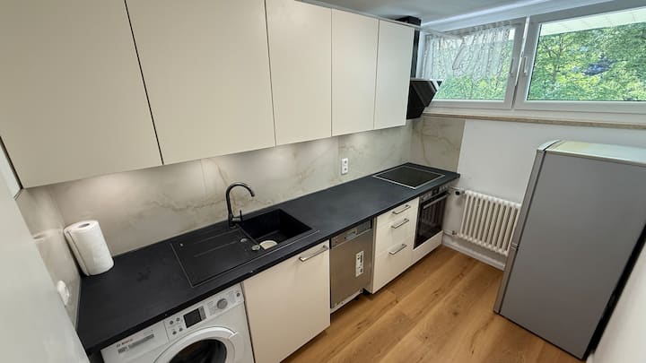 Nice 2 Room Flat In Urban Munich - Unterhaching