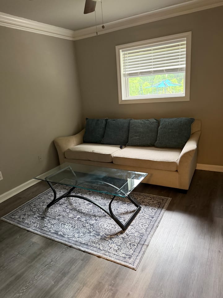 Free Parking! Cozy Stadium Retreat - Atlanta