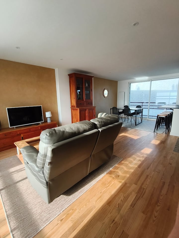 Appartement De 99m² Proche De La Mer Rénové, 3 Ch - Saint-Nazaire